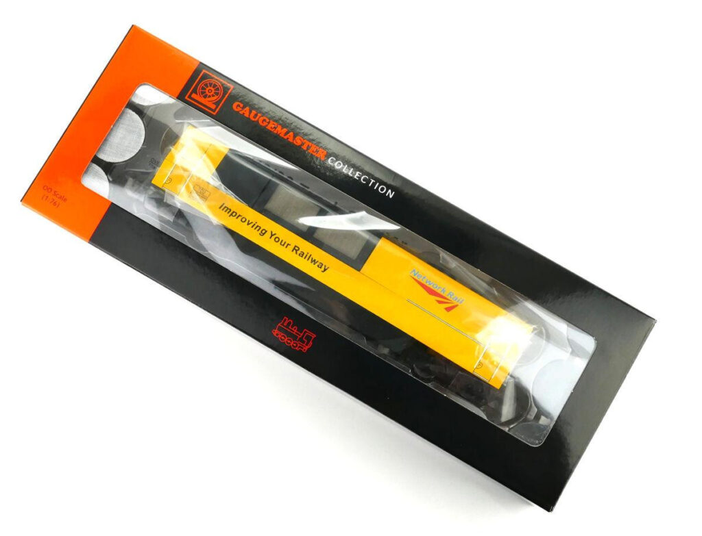 Gaugemaster Network Rail Track Cleaning Vehicle – Masons Models